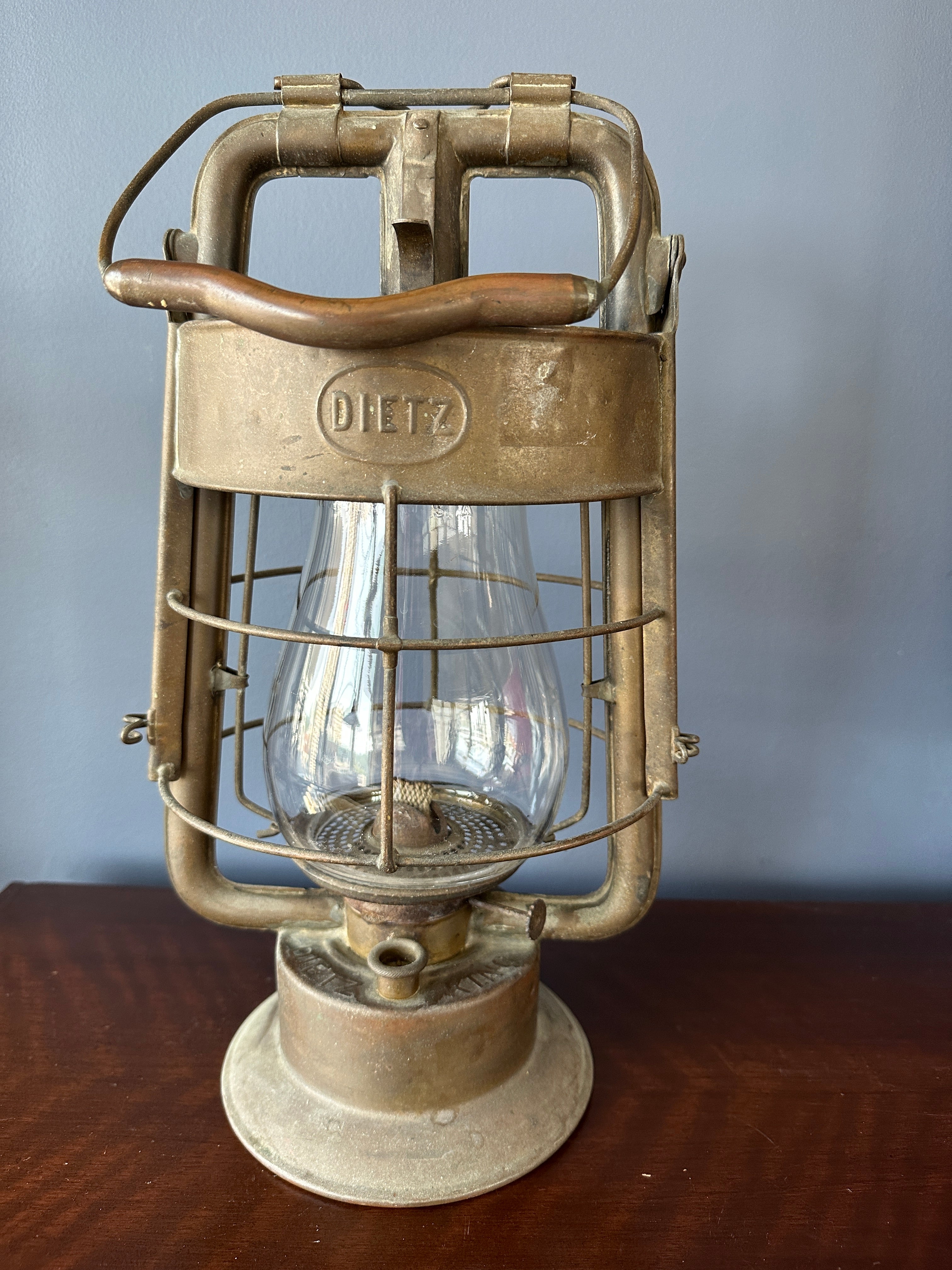 Dietz King Fire Dept Hot Blast Tubular Oil Lantern – SummerhillCuriosities
